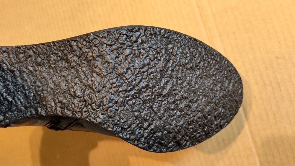CAMPER（カンペール） ブーツのオールソール修理: ・・・ 千葉の靴修理職人 ・・・ shu＆shoe